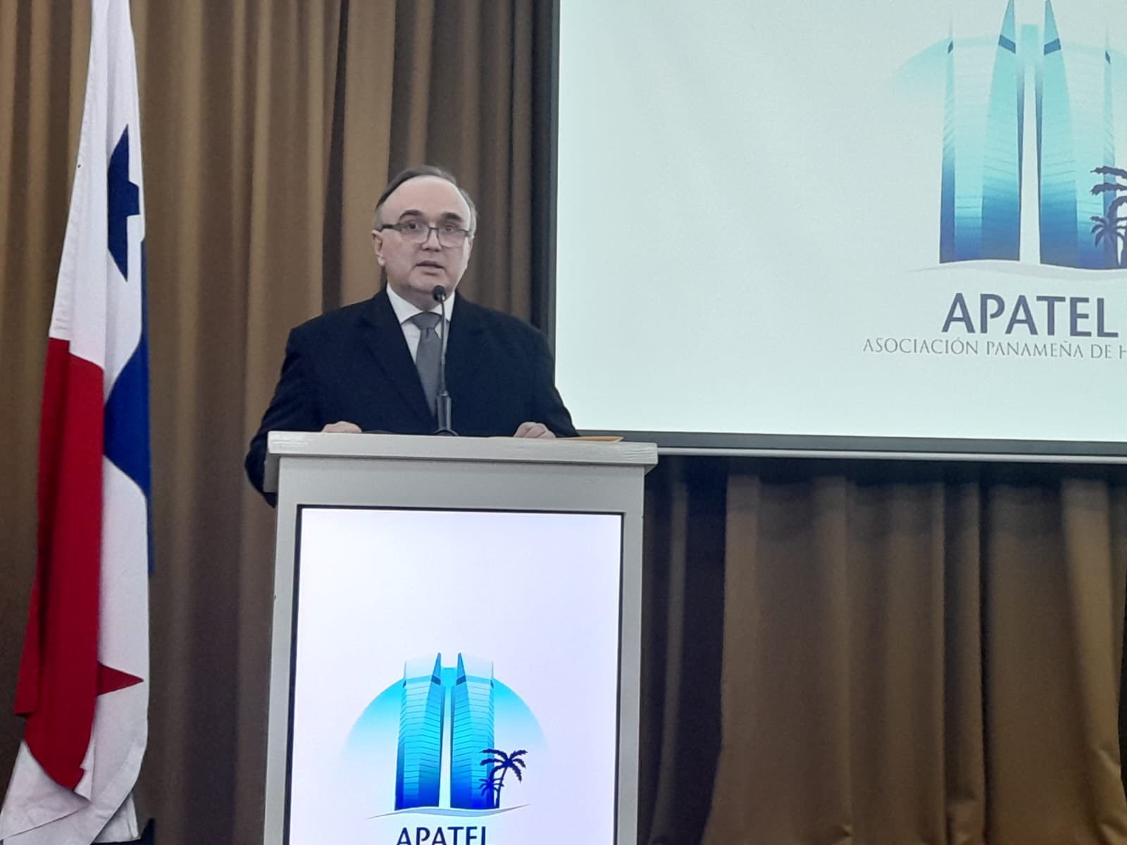 Fernando Machado asume la presidencia de APATEL con un enfoque en el desarrollo turístico de ...